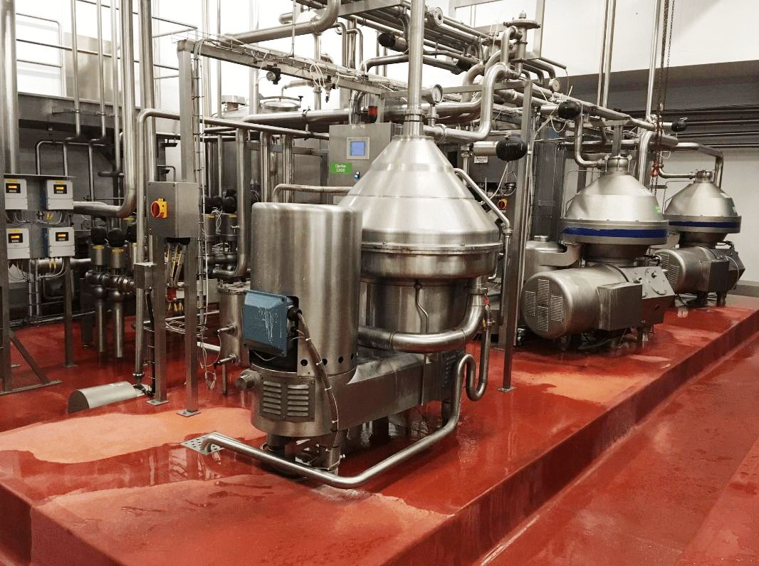 Reda RE-400P self-cleaning milk clarifier, SS. | | | Centrifuges ...